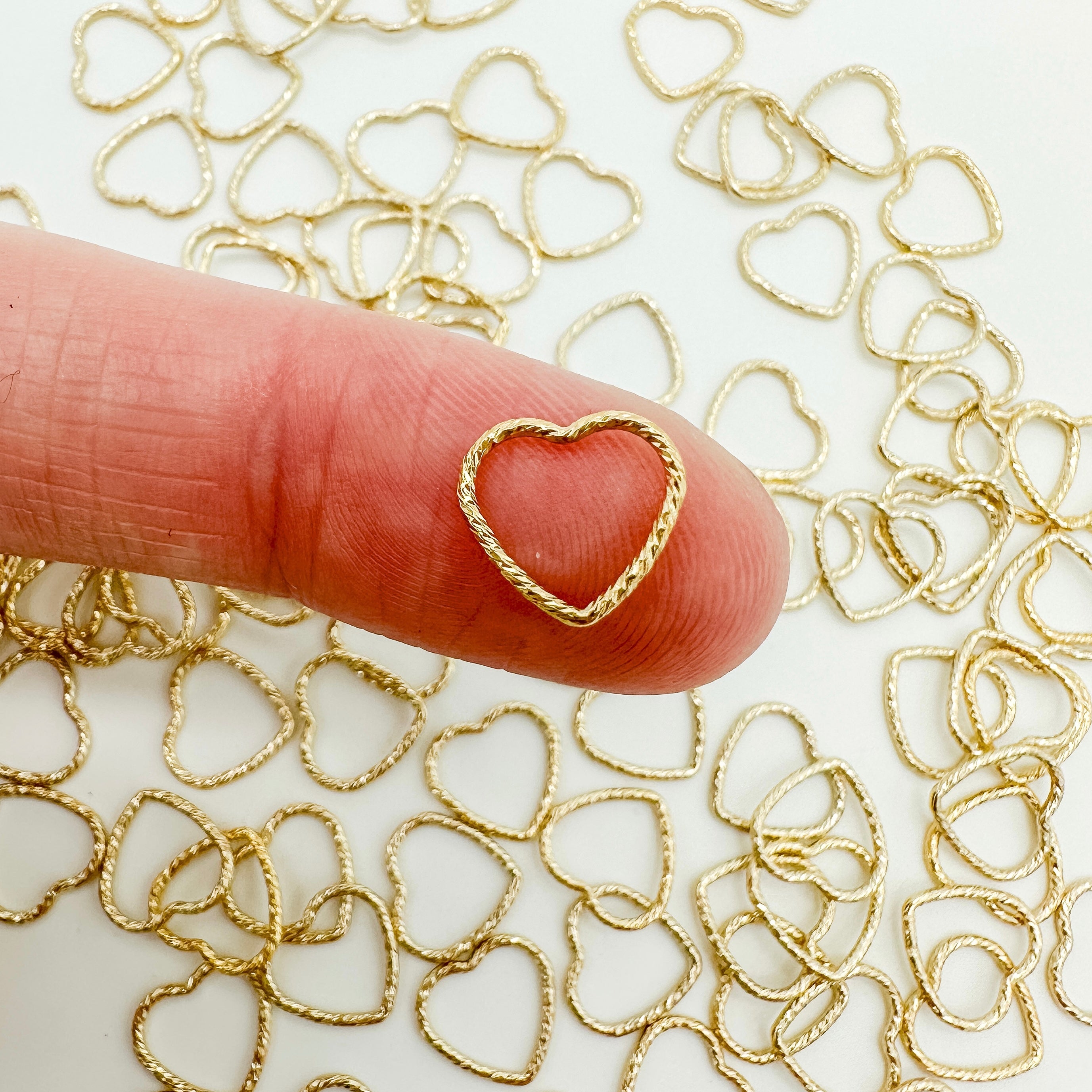 Textured Heart Connector – Tesserae Supply